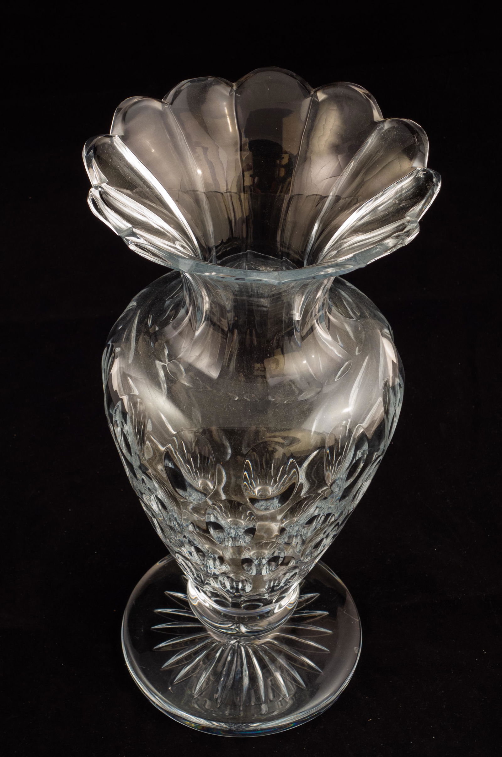 Large William Yeoward Crystal Vase in Victoria Pattern - Apr 30, 2020 ...