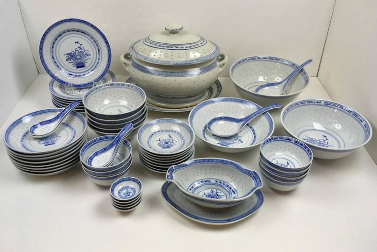 53 Pcs Of Chinese Rice Pattern Dinnerware