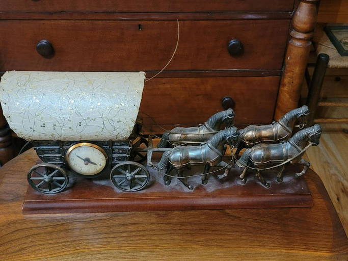 Vintage Lighted Covered Wagon Clock With Four Horses