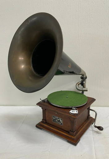 Victor II Disc Phonograph - Nov 17, 2022 | Stanton's Auctioneers ...