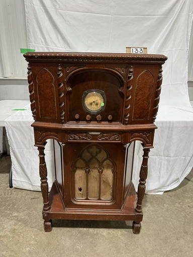 Matheson Bell Floor Model Radio