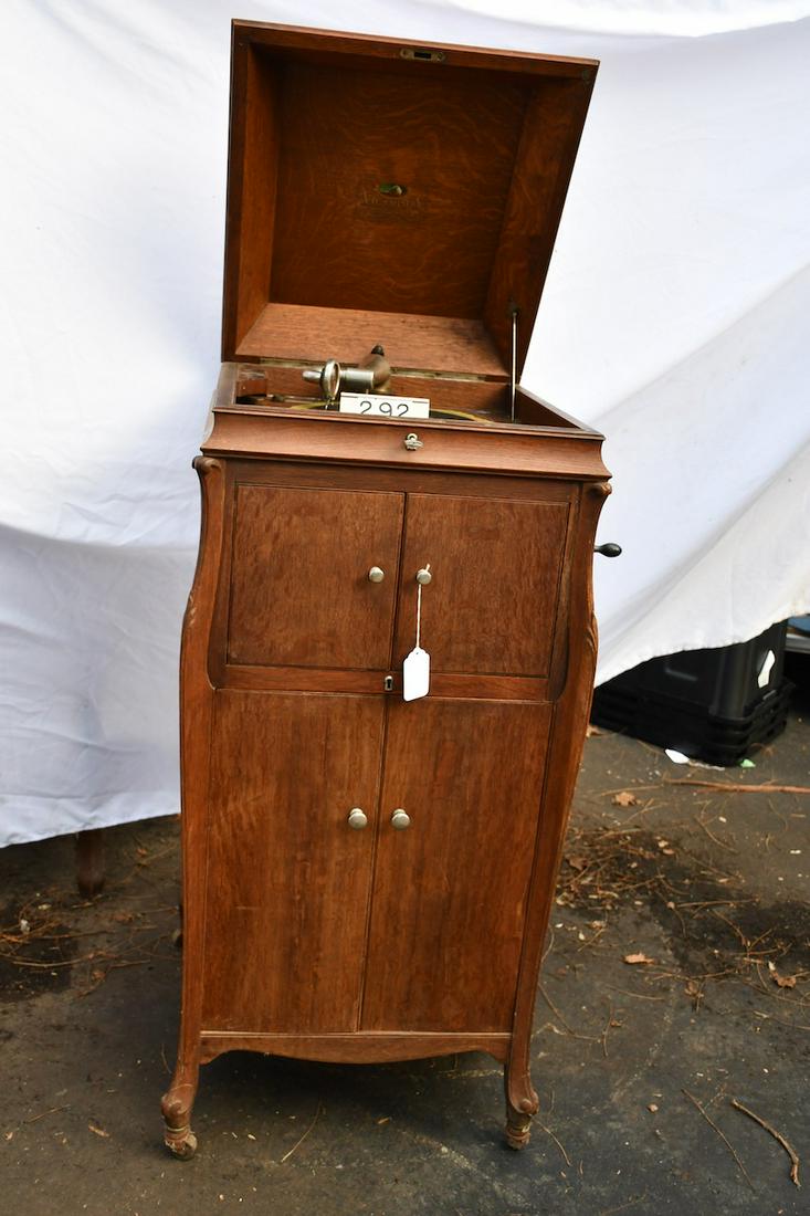 Victor Victrola Vv 110 Floor Model Phonograph