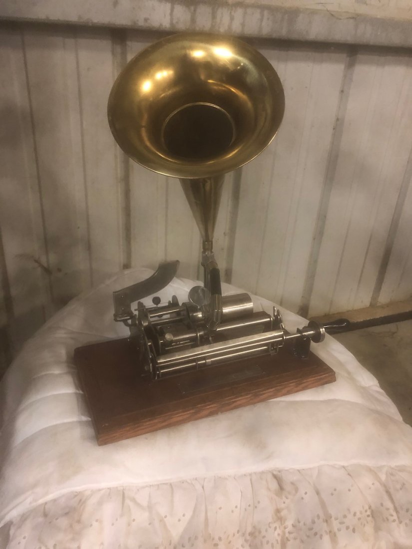 Columbia Bs Cylinder Phonograph