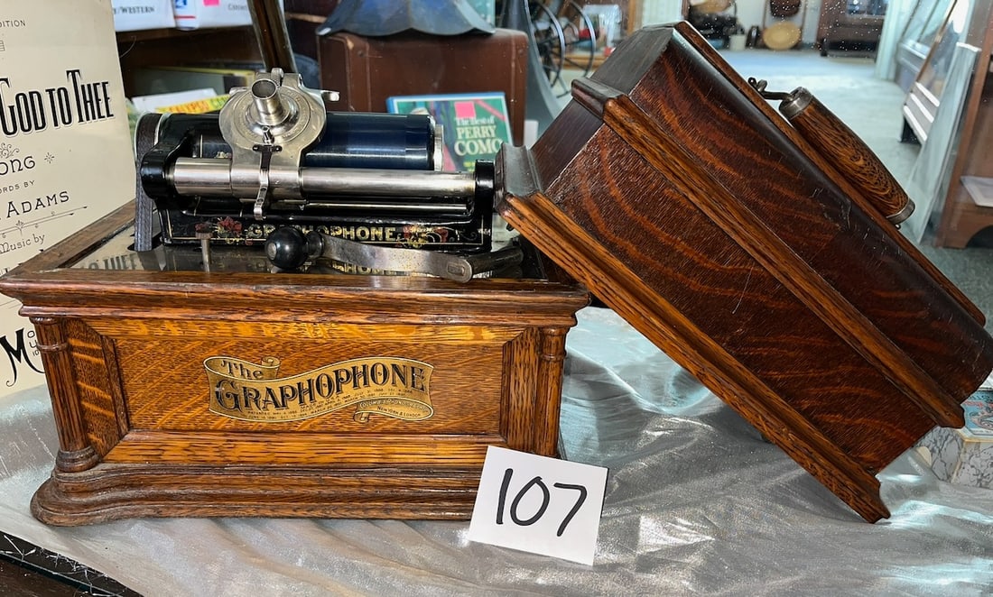 Columbia Cylinder Phonograph Auction