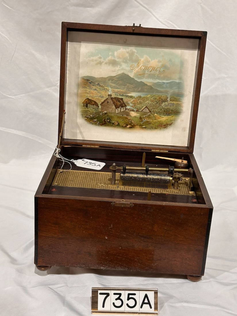 Monopol #44 8-1/4" Disc Music Box Auction