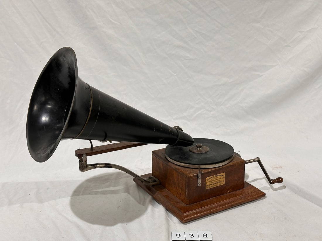 Berliner Trademark Disc Phonograph Auction