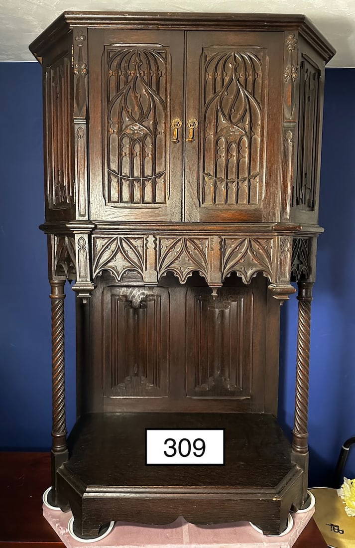 Pathe Actuelle French Gothic Floor Model Phonograph Auction