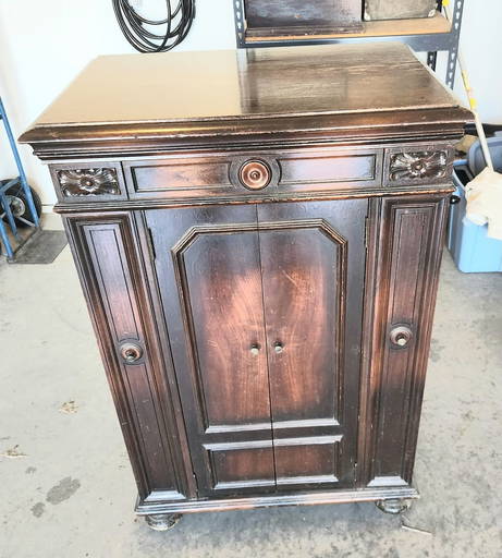 Victor Victrola Credenza Console Phonograph