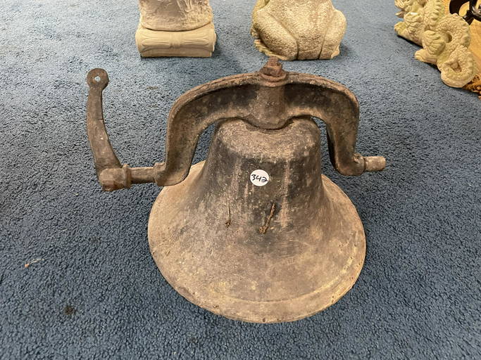 Antique Cast Iron Dinner Bell