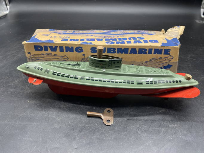 Wolverine Tin Toy Diving Submarine With Original Box