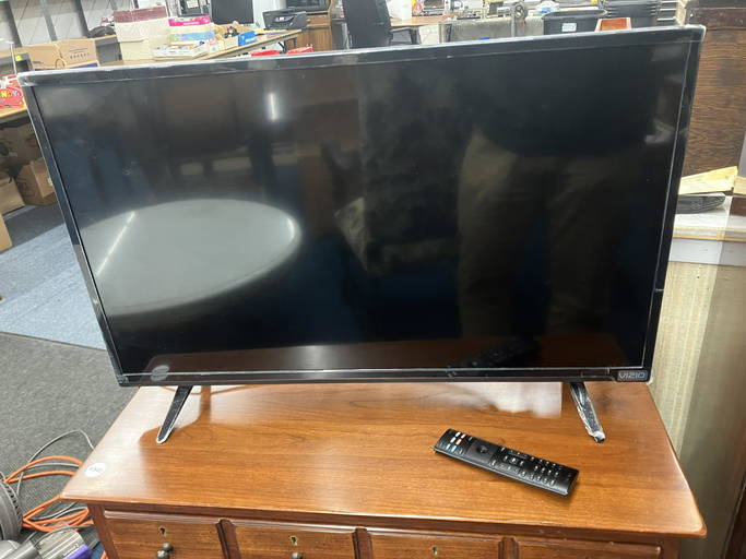 Vizio 31" Smart Tv