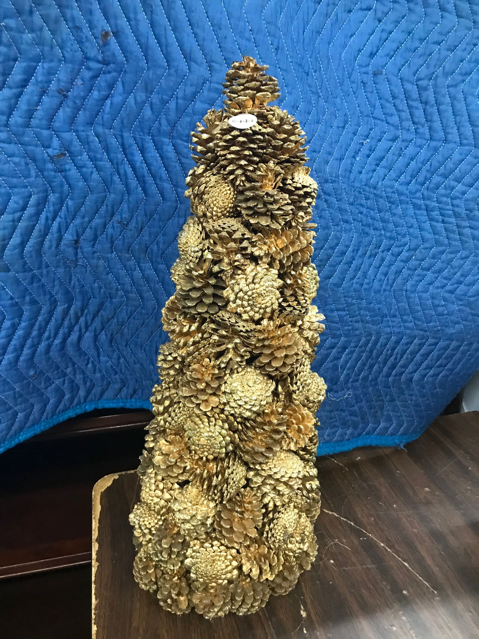 Pine Cone Christmas Tree Auction