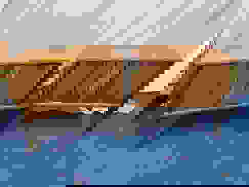 Mcm Rosewood Stands Auction