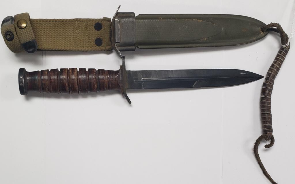 Us M3 Camillus Fighting Knife W/scabbard