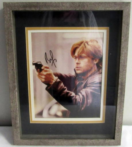 Brad Pitt Autograph 8 X 10 Photo In Shadowbox