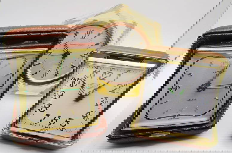 3 Travel Alarm Clocks Artco, Tozai, Phinney Walk