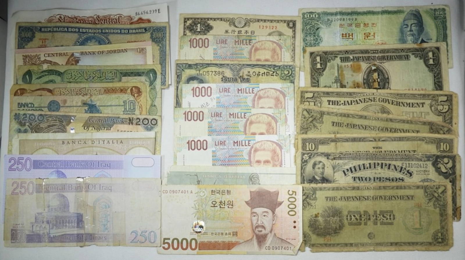 25 Pc Foreign Currency / Paper Money Auction
