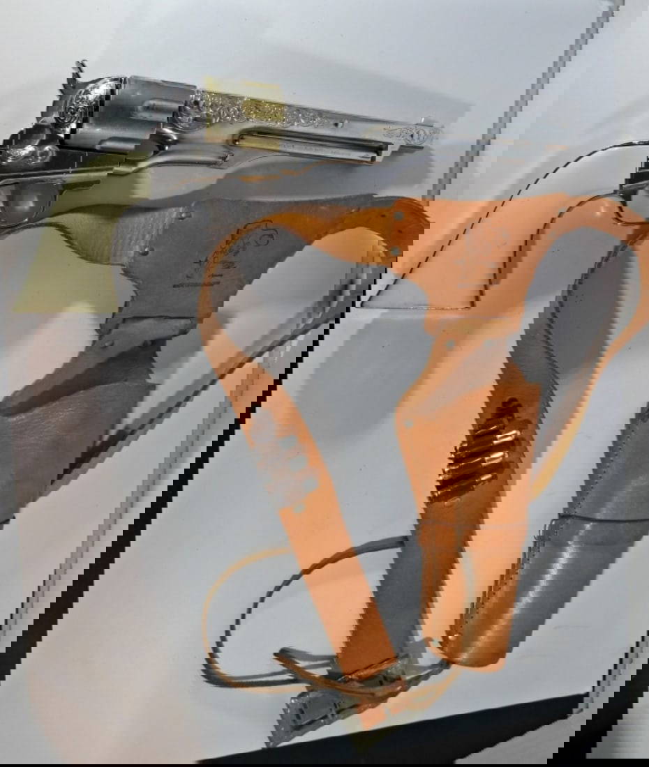 Hubley Colt .45 Cap Gun With Holster Auction