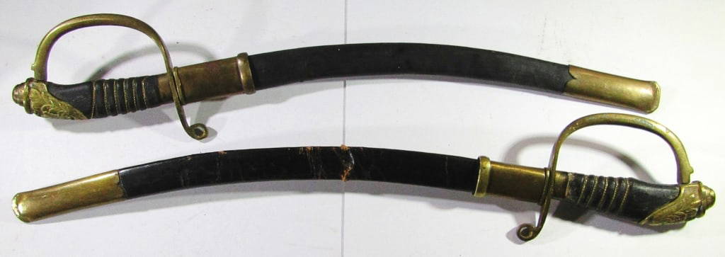 (2) Vintage Curved Swords/sabres With Sheaths