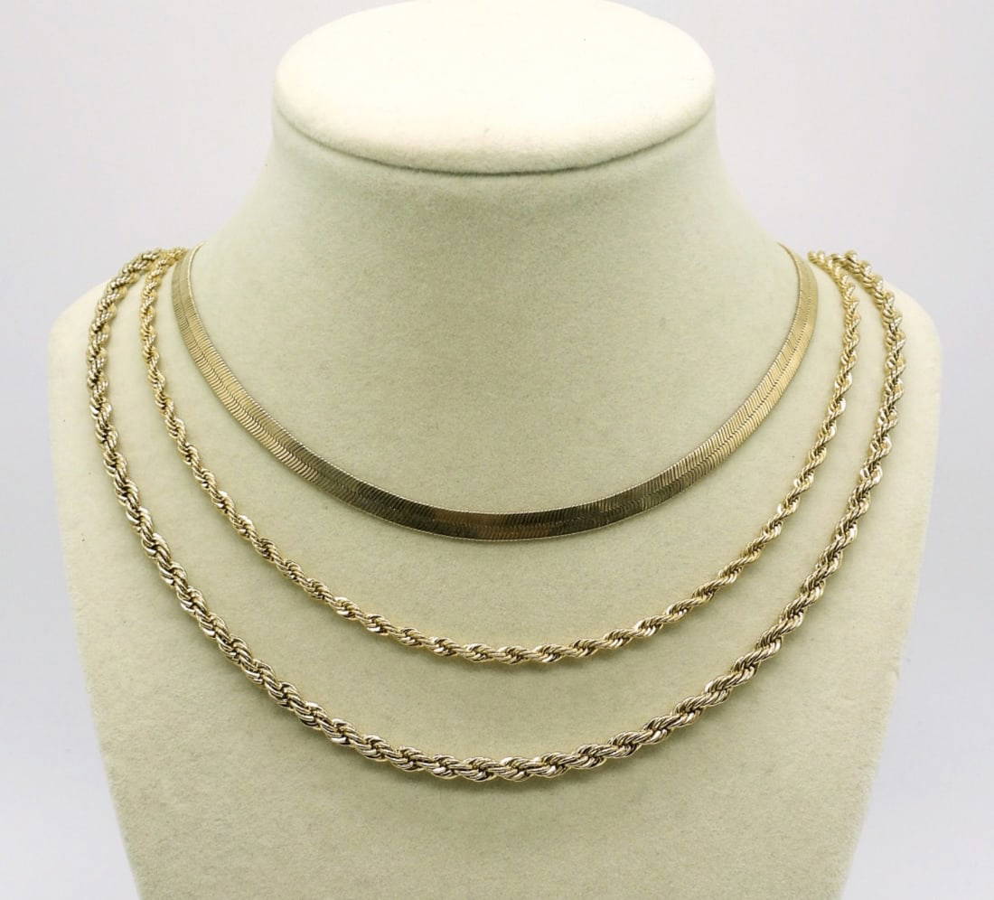 (3) Gold-tone Chains Auction