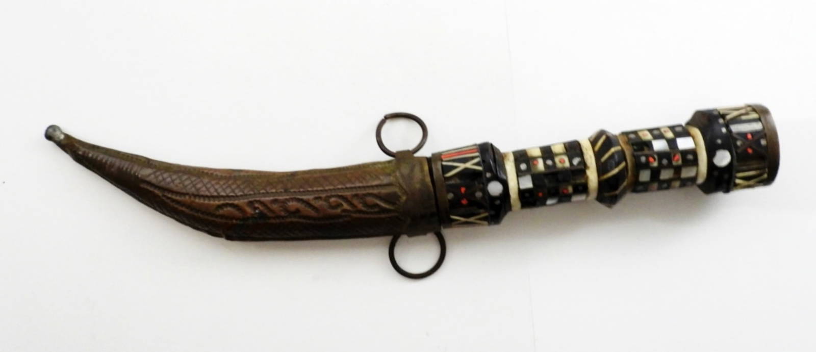 Aladdin Style Arabian Knife With Detail Auction