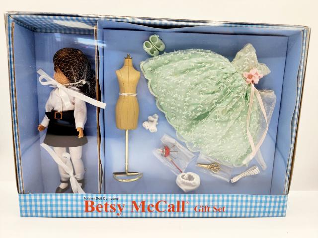 Betsy Mccall Fashion Designer Gift Set