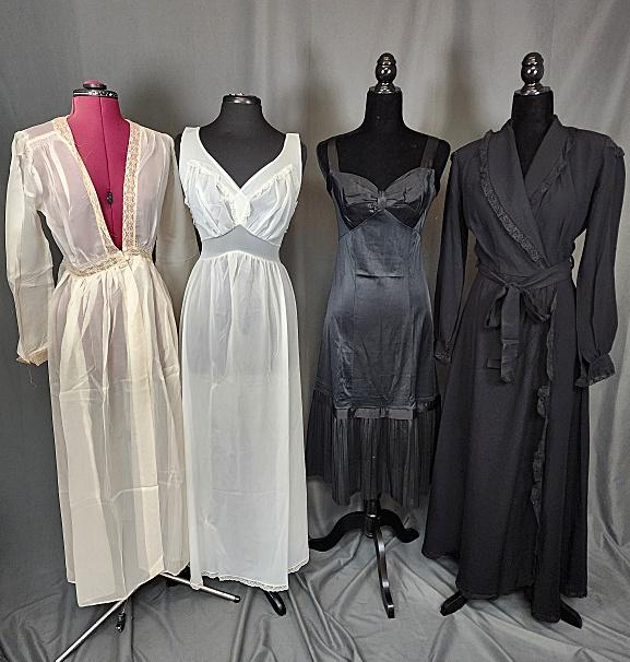 2 Vintage Negligees With 2 Vintage Robes And More Auction