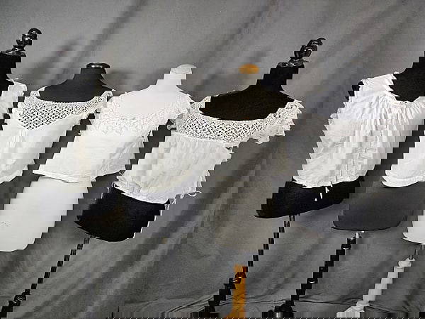 4 Vintage Edwardian White Bodice Covers Auction