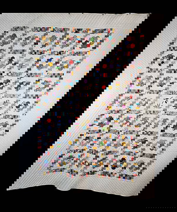 Vintage Joseph's Coat Quilt - Mary Schafer Auction