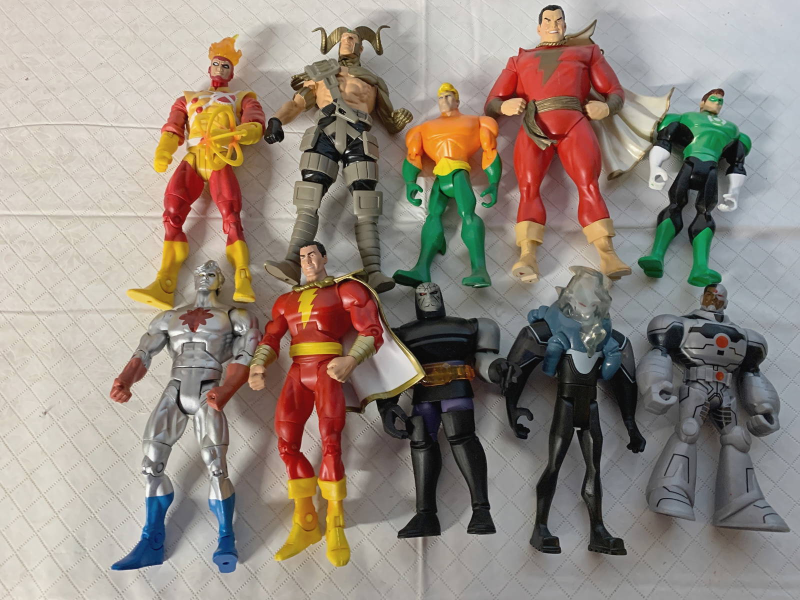 10 Superhero Poseable Action Figures Auction