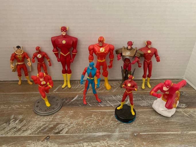 10 Flash Figures Range Of Sizes