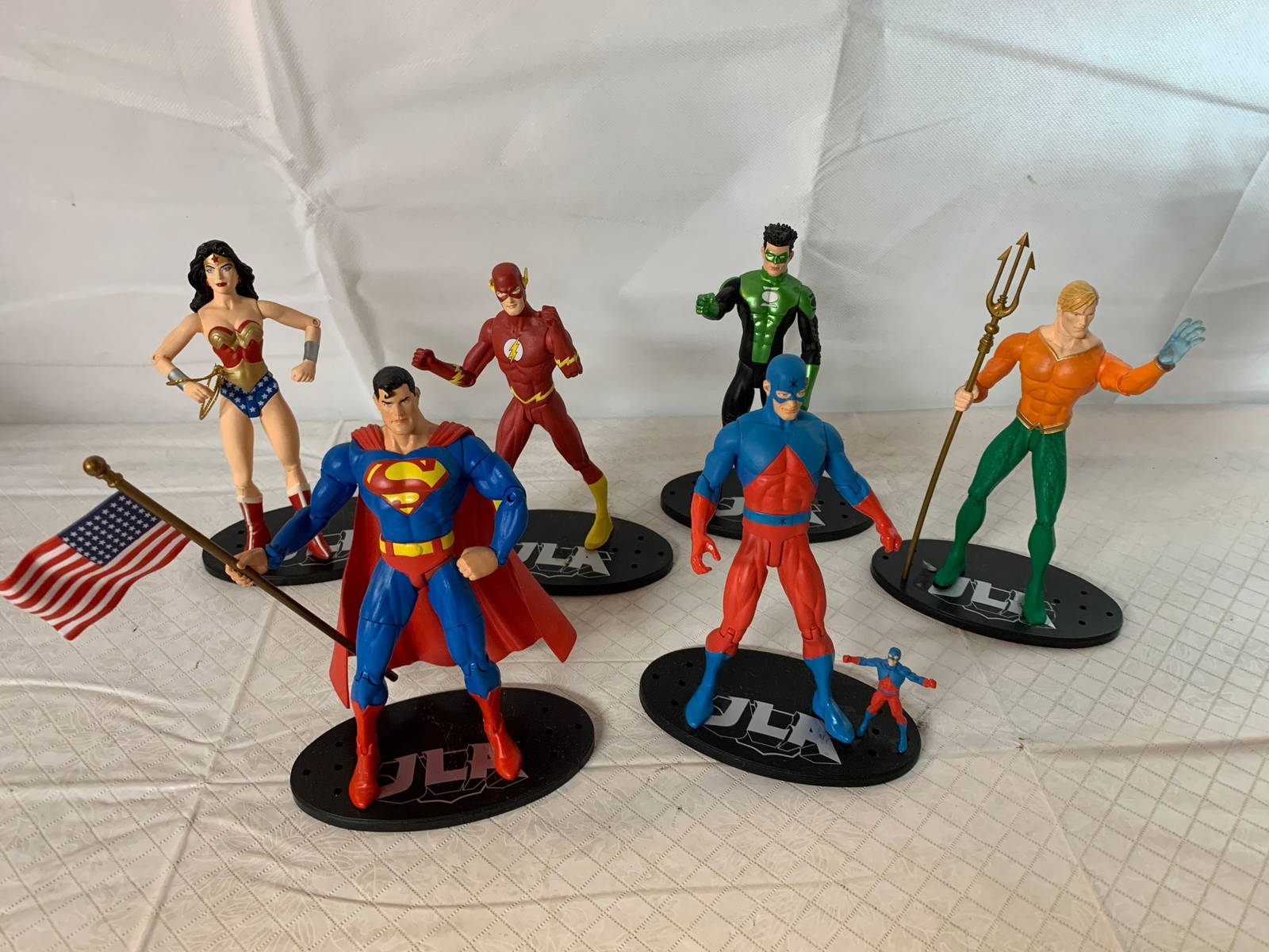 6 Justice League Collectable Figures Auction