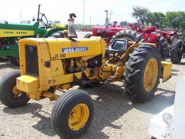 John Deere 440 Industrial Antique Tractor
