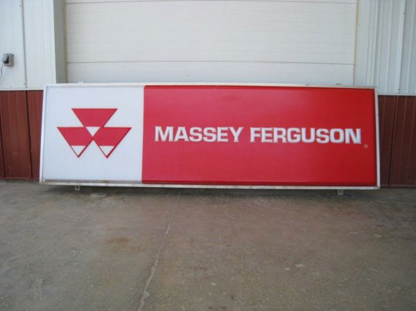 19645: Massey Ferguson Sign - Sep 06, 2008 | Dennis Polk & Associates in IN