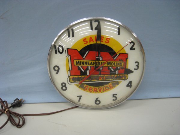 19720: Minneapolis Moline Clock