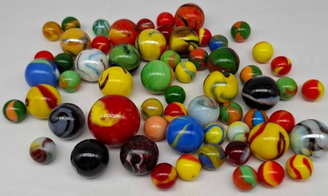 Large Lot Vintage Machine-made Marbles Auction