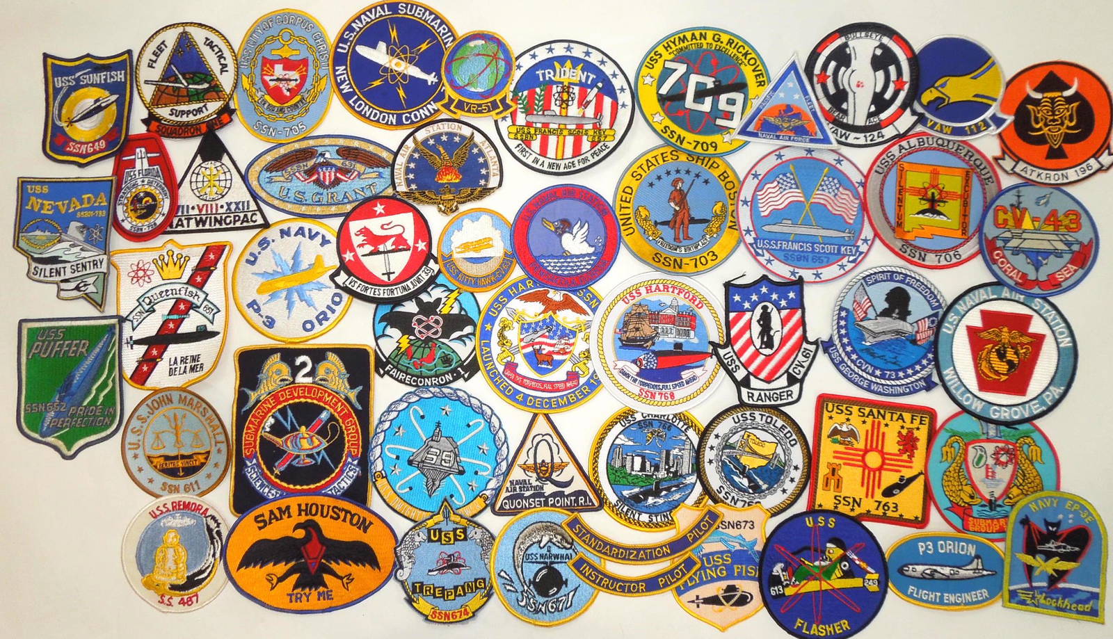 Lot Of 50 Us Navy Vietnam - Modern Patches Submarines Aviation Bases ...