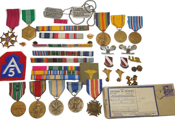 Wwi Wwii Us Army Medical Colonel Legion Of Merit Medal & Dog Tags Group