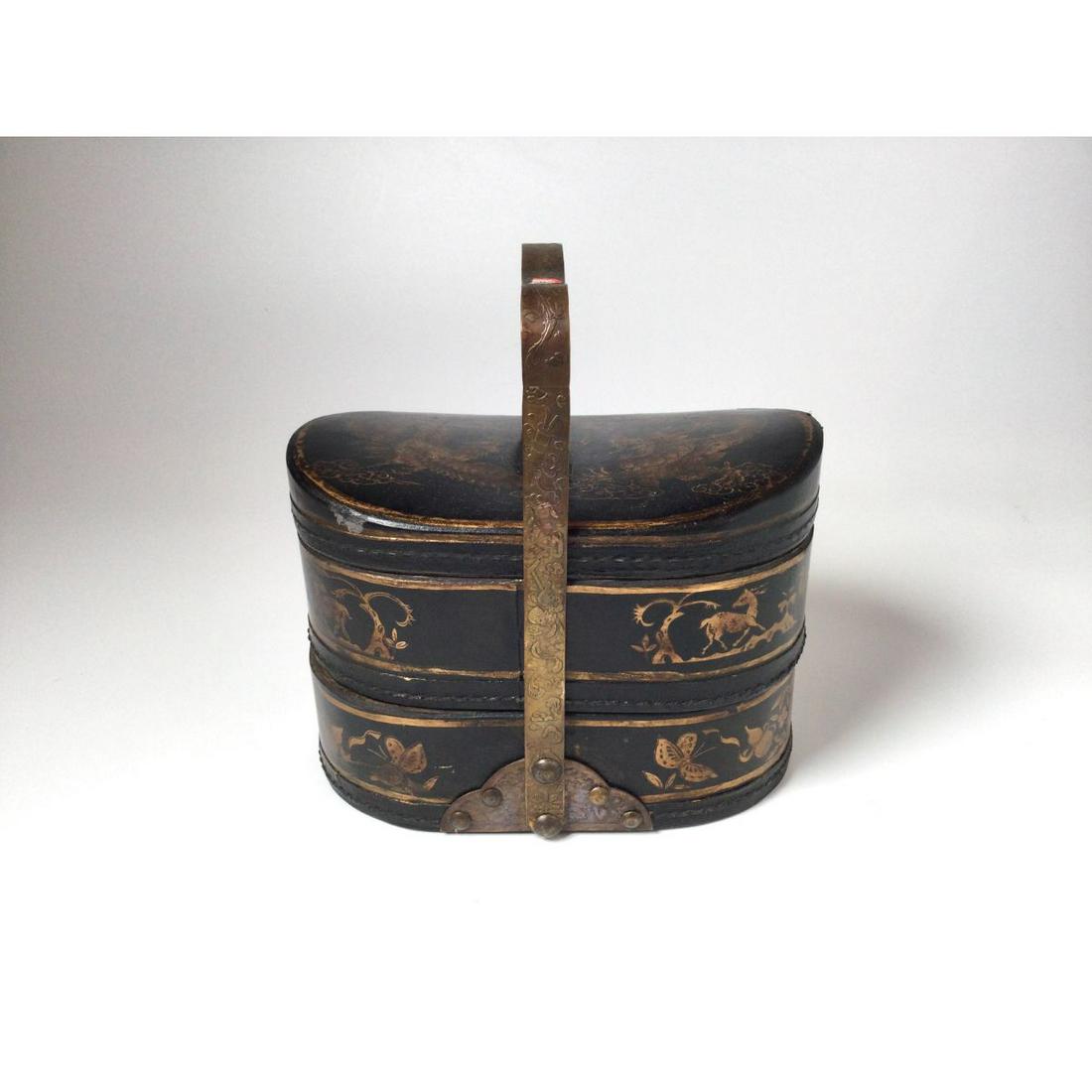 Chinese Lacquered Circular Box - Jul 13, 2013 | Clars Auction Gallery in CA