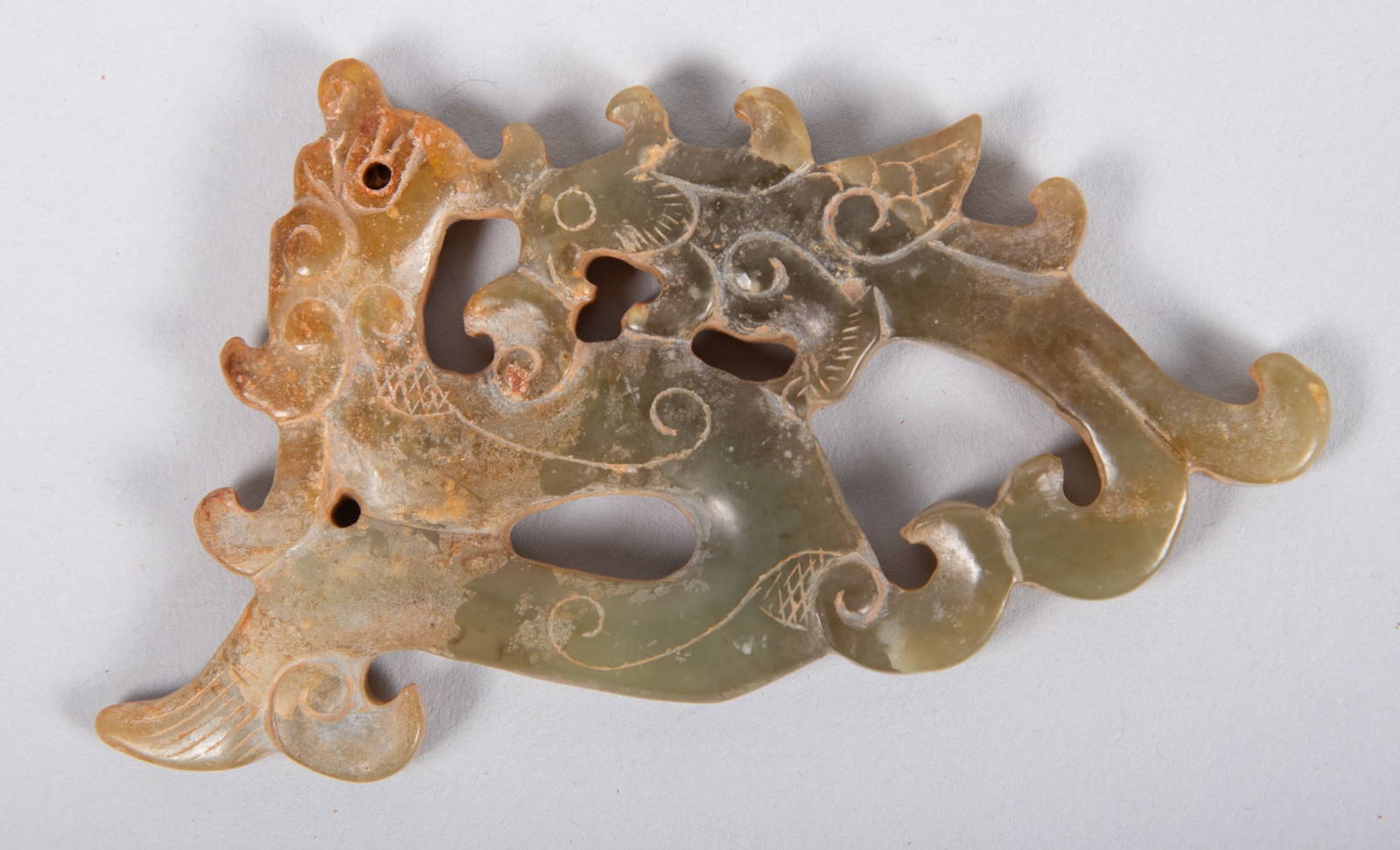 A Carved Chinese Jade Ornament Of Two Serpent Beasts Auction