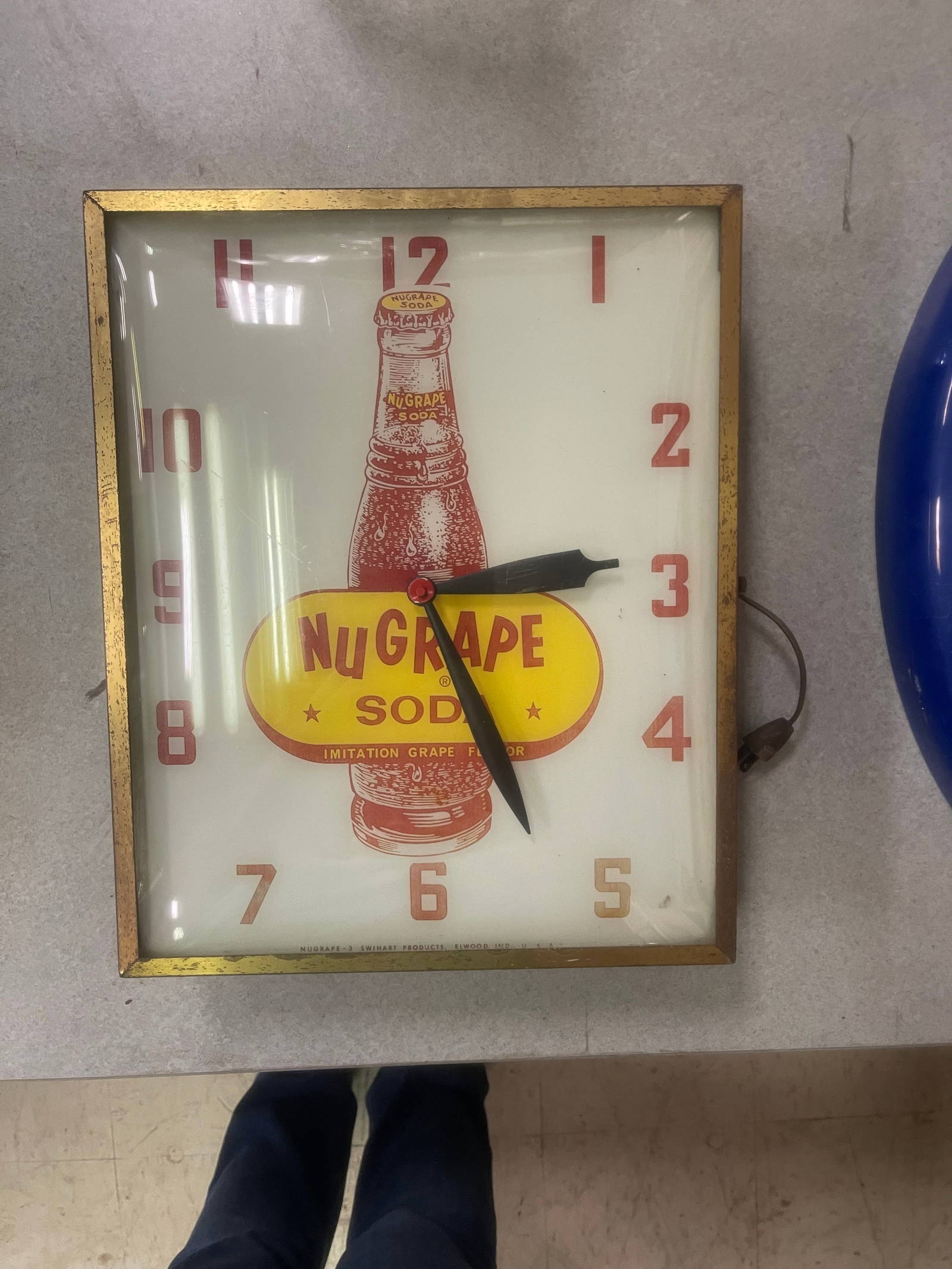 Nugrape Soda Clock 13" L X 16" H Tested - Does Not Light Up Auction