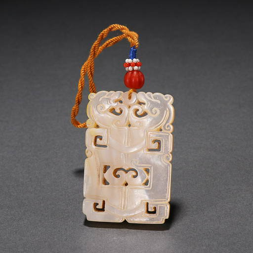 Chinese Conch Shell Plaque, 'dragon'