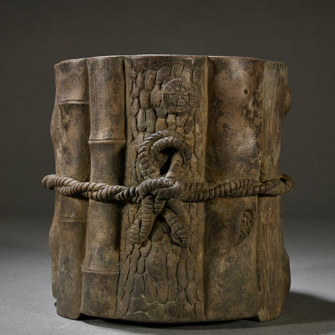 Chinese Zisha Brushpot, 'bamboo', 'yang Xian Yang Peng' Mark Auction