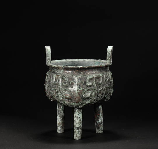 A Copper Taotie Pattern Tripod, Han Dynasty, China