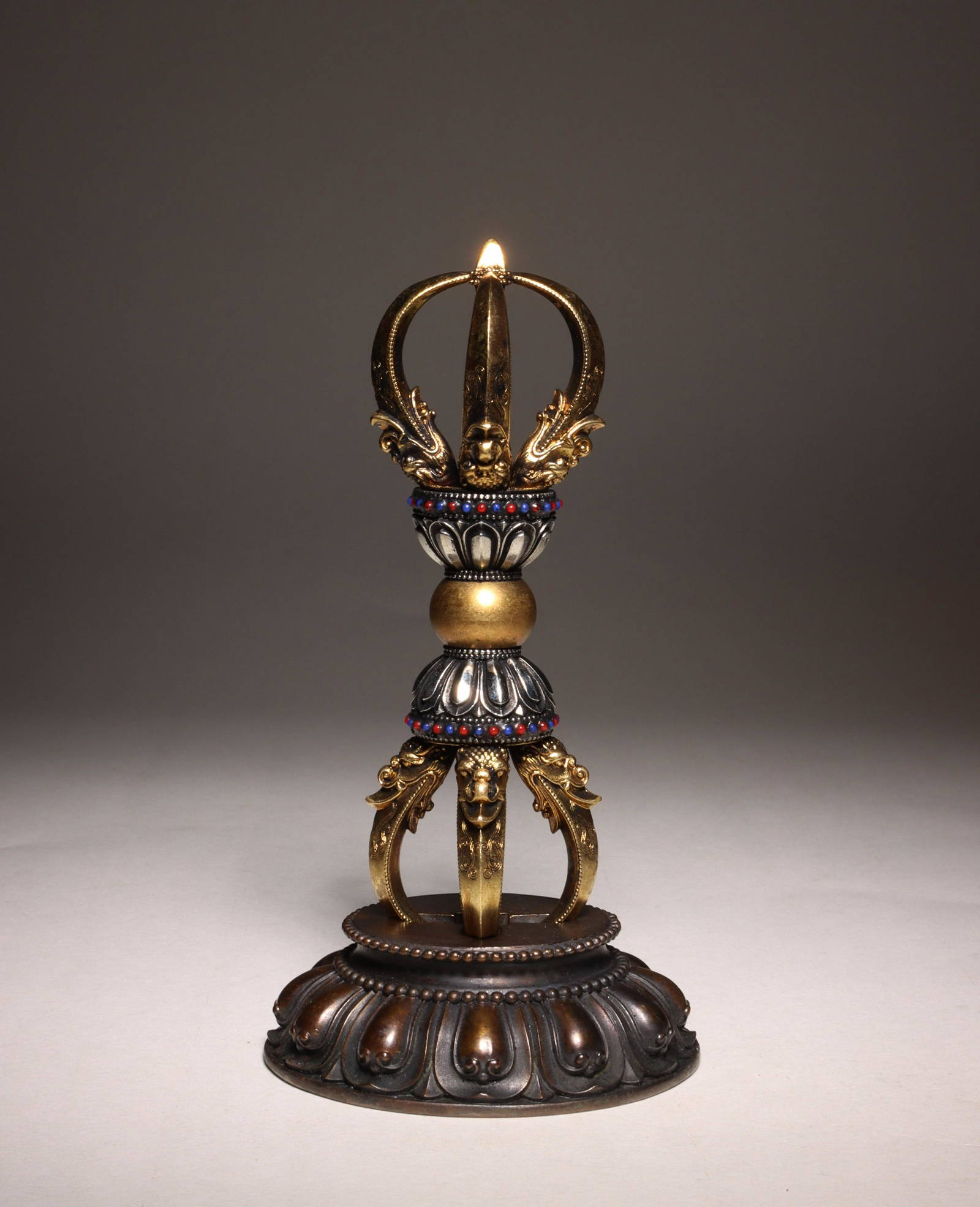 17th Century Diamond Pestle Auction