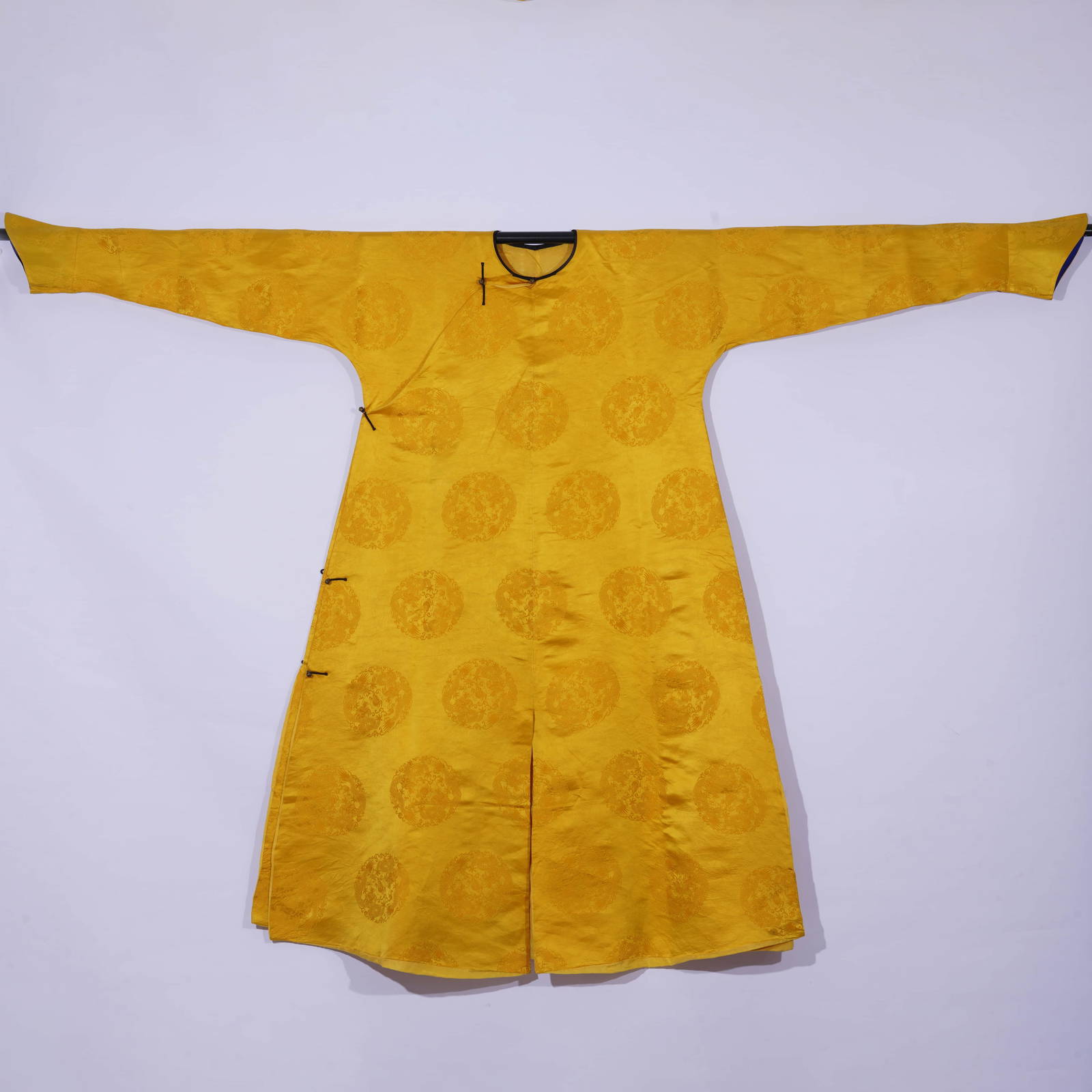 Embroidered Imperial Robe Auction