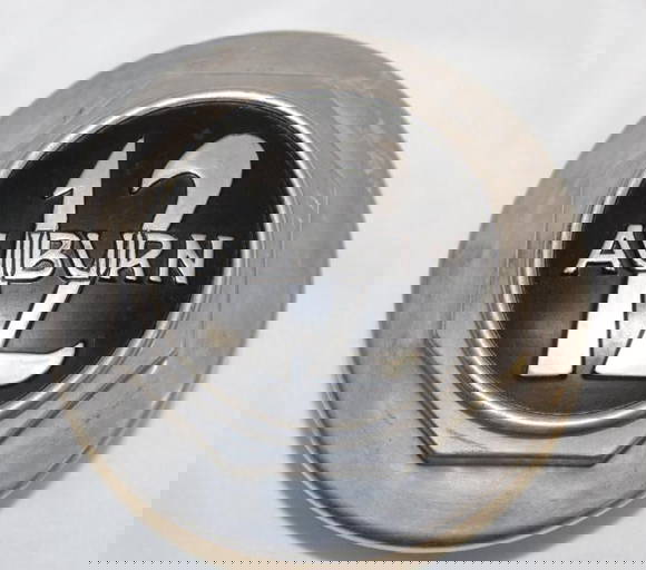 Auburn 12 Automobile Threaded Hubcap