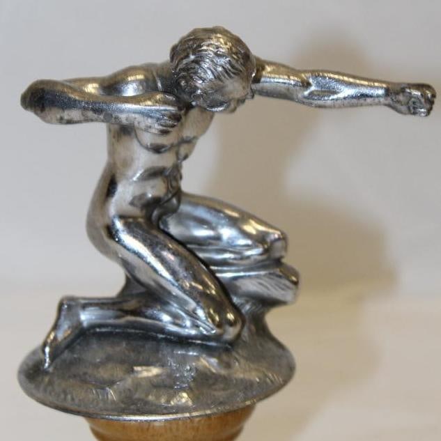 1931 1932 Pierce Arrow Archer Radiator Mascot Hood Ornament