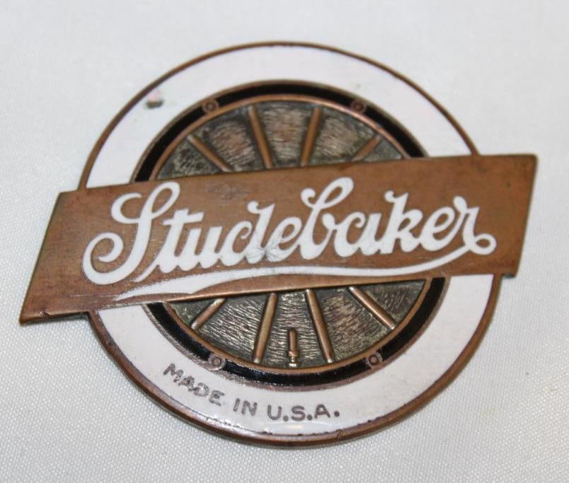 1926 1927 Studebaker Motor Car Co Radiator Emblem Badge