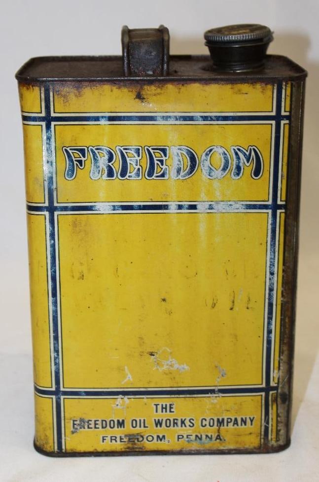Freedom Oil Works 1 Gallon Motor Oil Can
